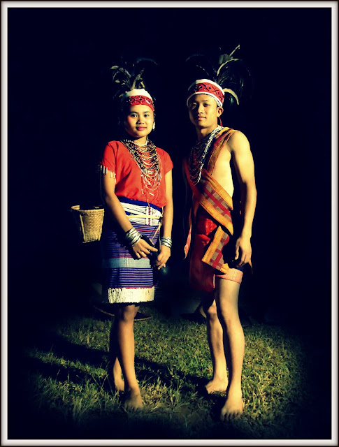 Achik dress, achik girls and achik's dance: Garo couple dressed in ...