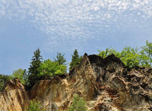 The Chronicles of Tewkesbury: Precipitously Speaking...
