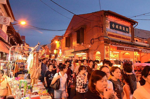 Nightlife In Melaka Raya