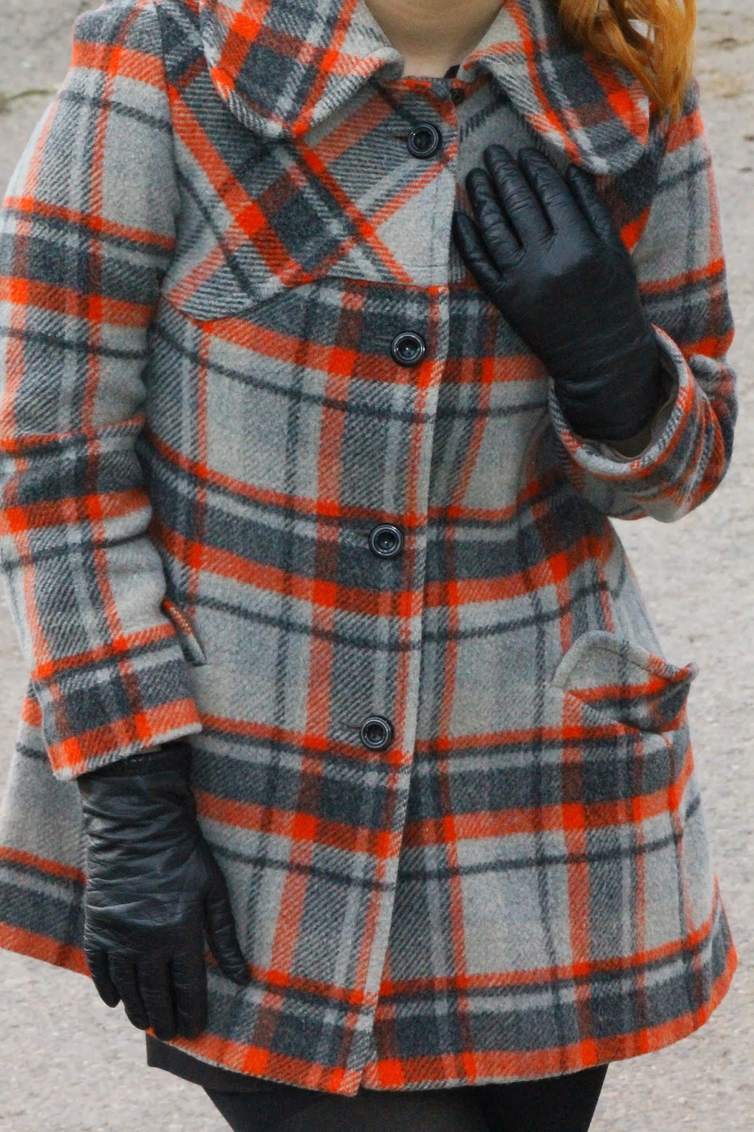 Resort of desire: CHECKERED COAT