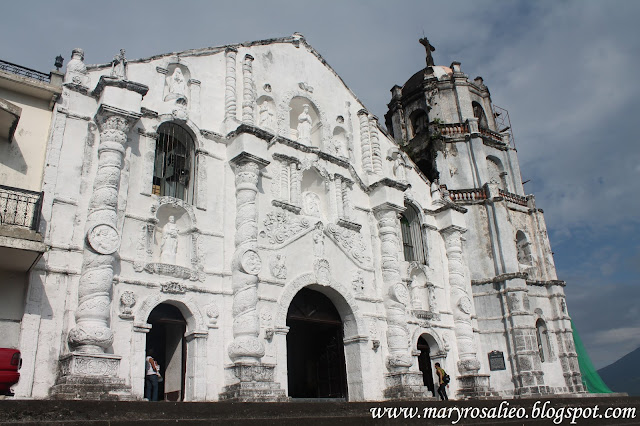 The Other Side of Mae: Whimsical Wednesday: A Flair for Old Churches