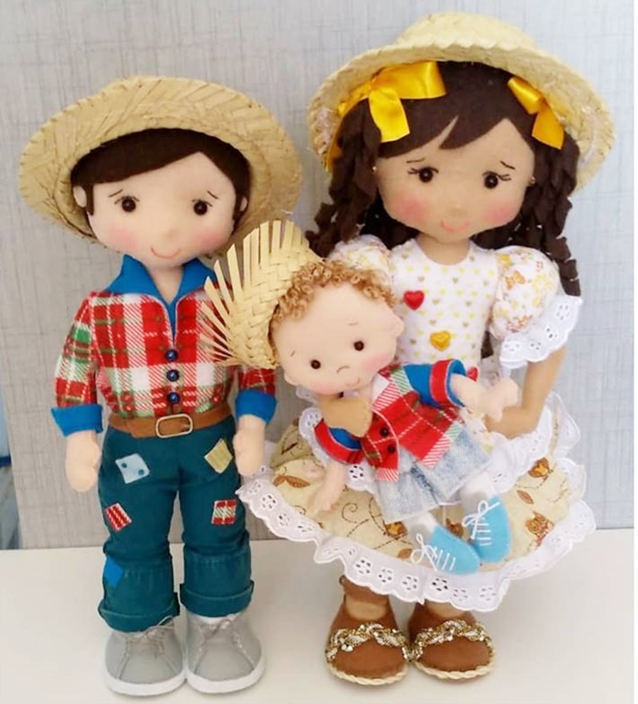 Bonecos Caipira em Feltro