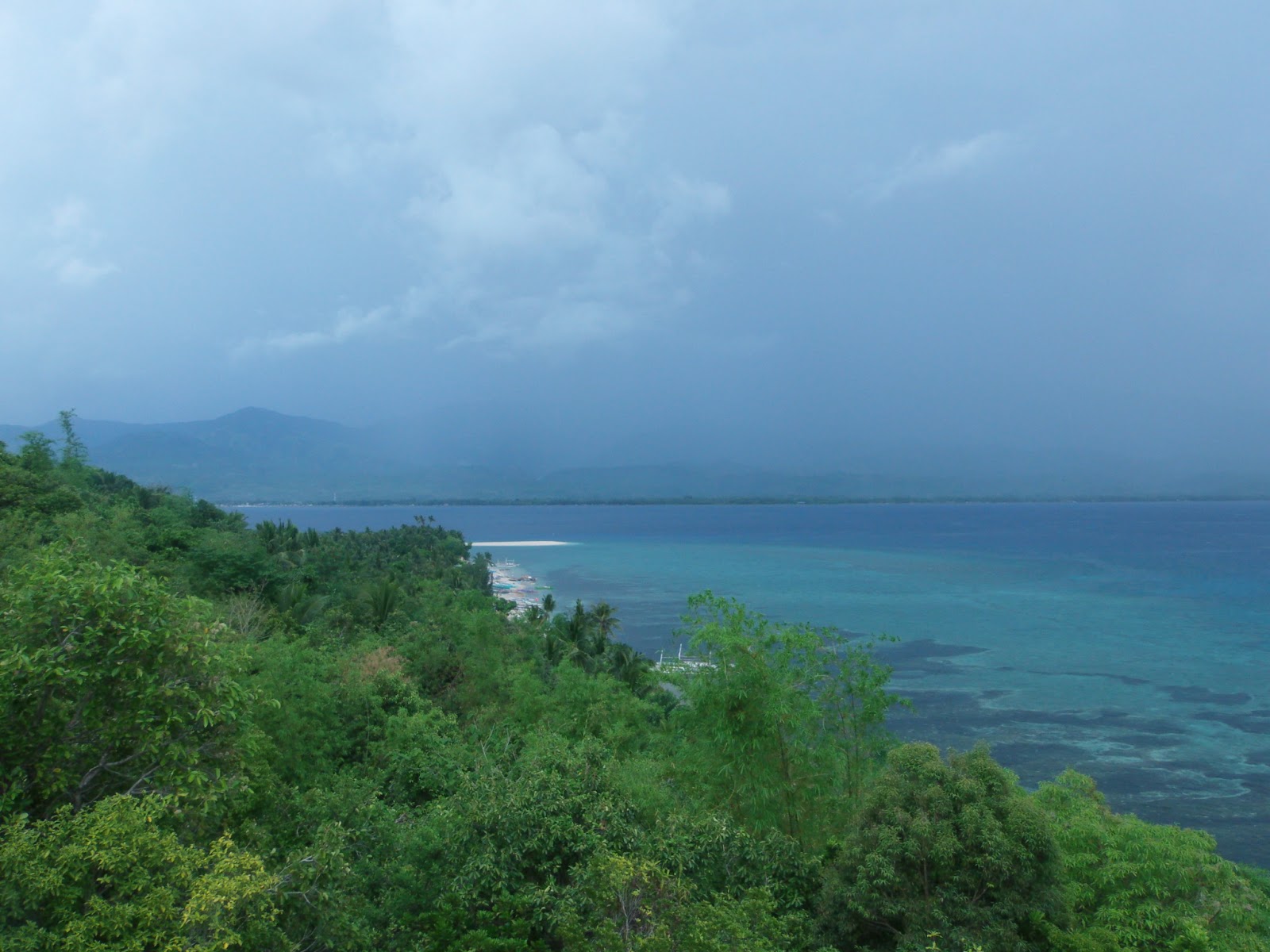 bryanthetraveler: Exploring Malalison Island at Culasi, Antique