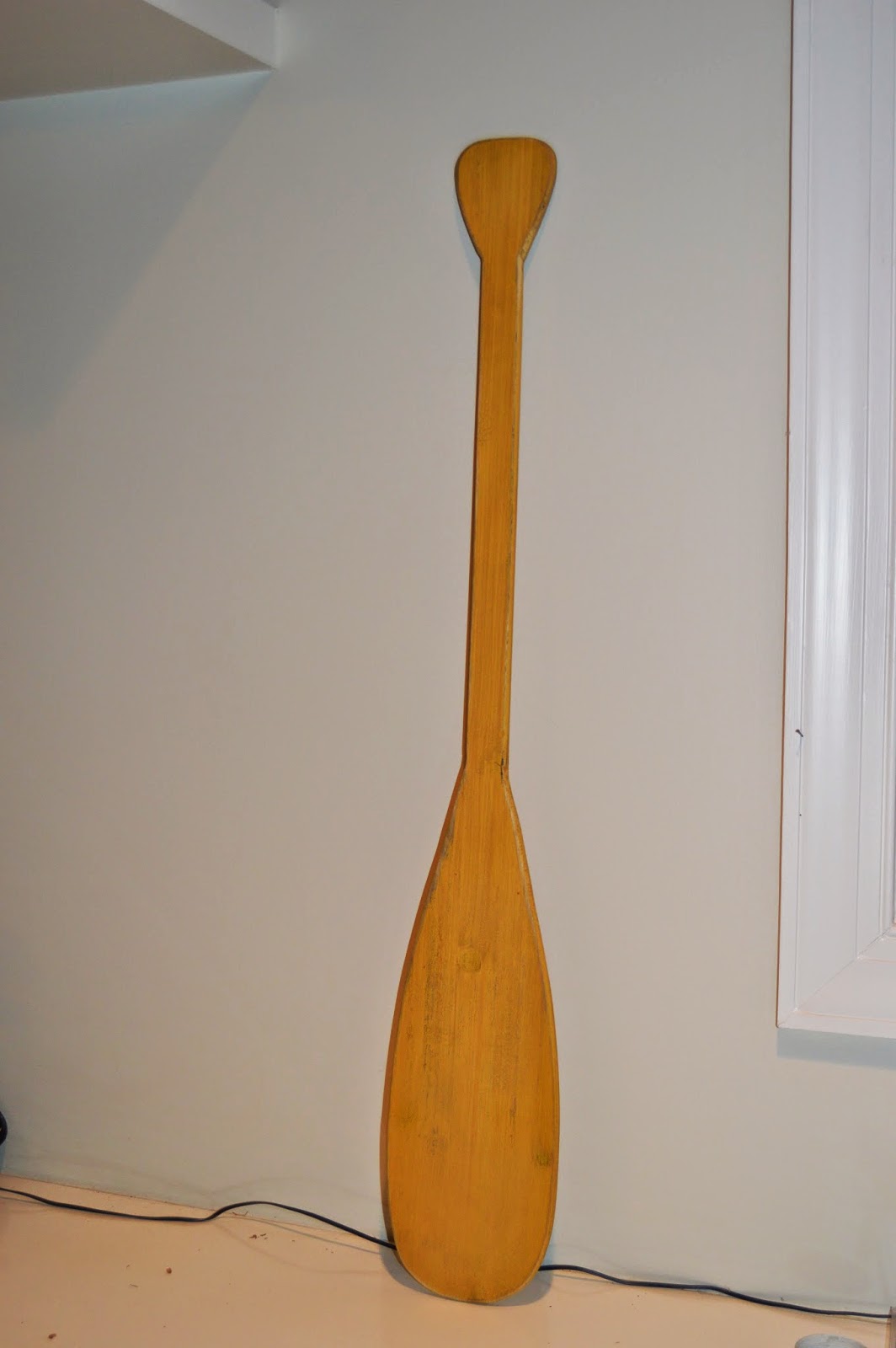 A Touch of Sparkle: DIY Painted Oar