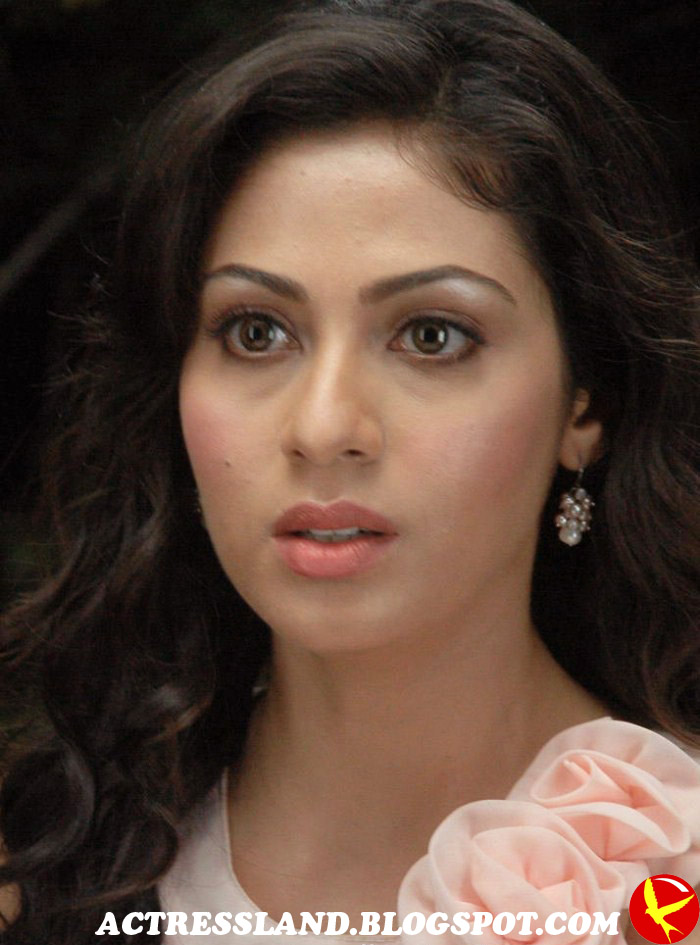 SADA WALLPAPERS | ACTRESS WALLPAPERS