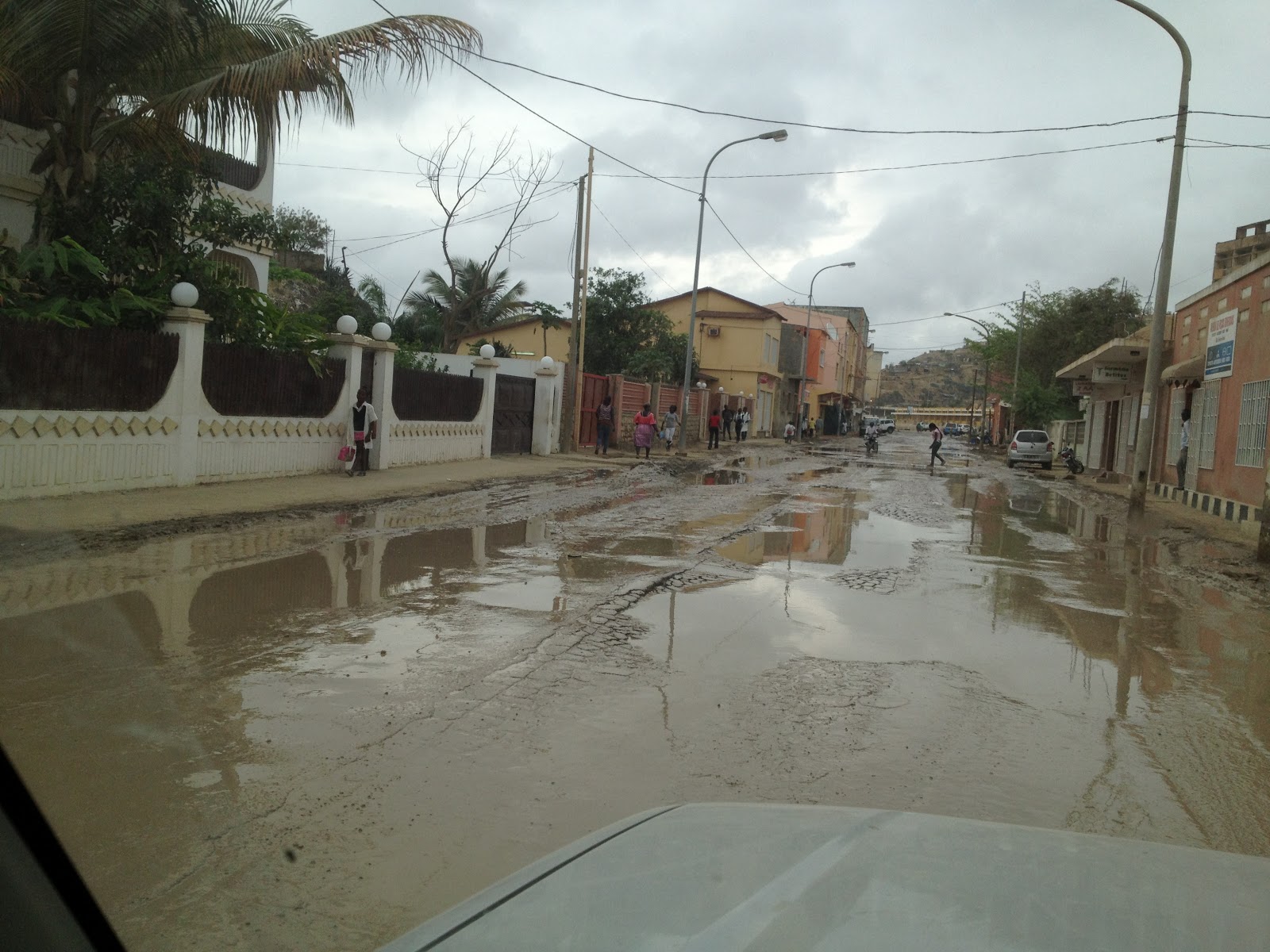 Timoneiro sem Barco: Welcome to Sumbe