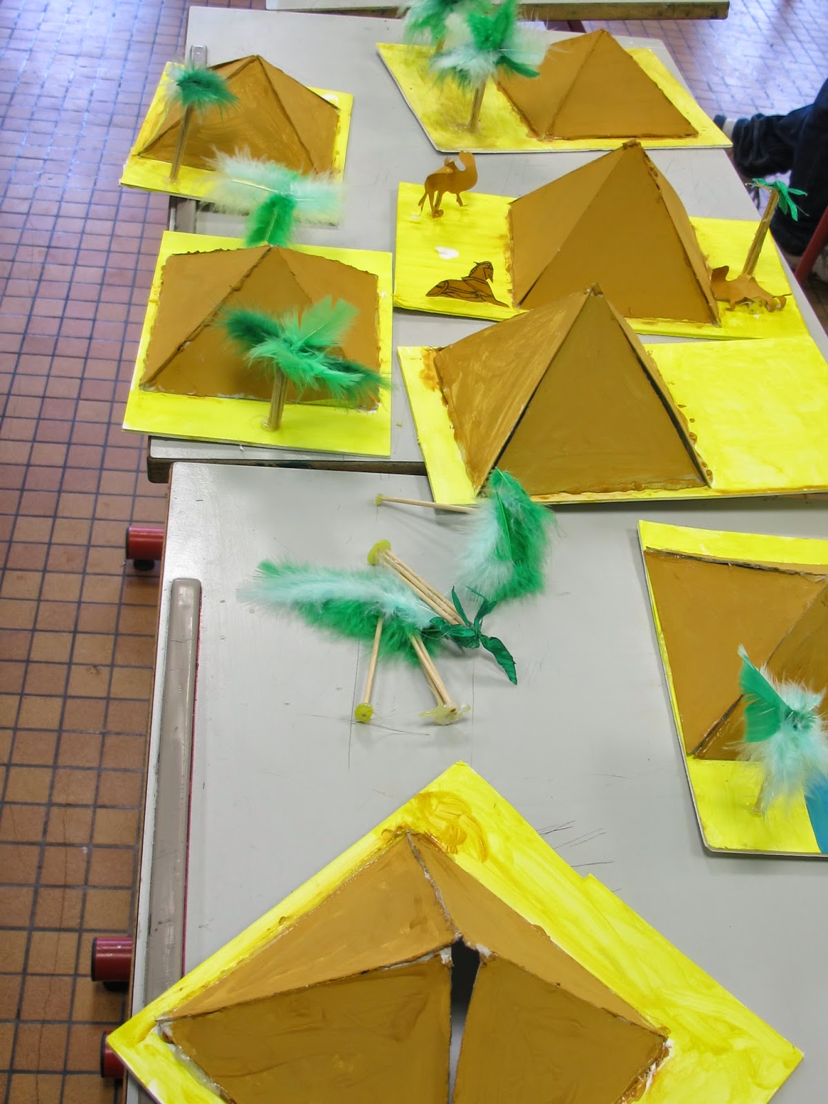 Arts plastiques: Les Pyramides d'Egypte