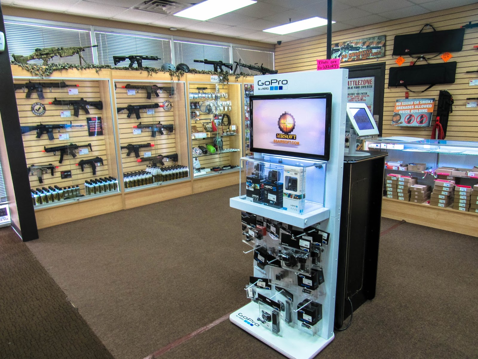 SS AIRSOFT'S 7 YEAR ANNIVERSARY! - Femme Fatale Airsoft