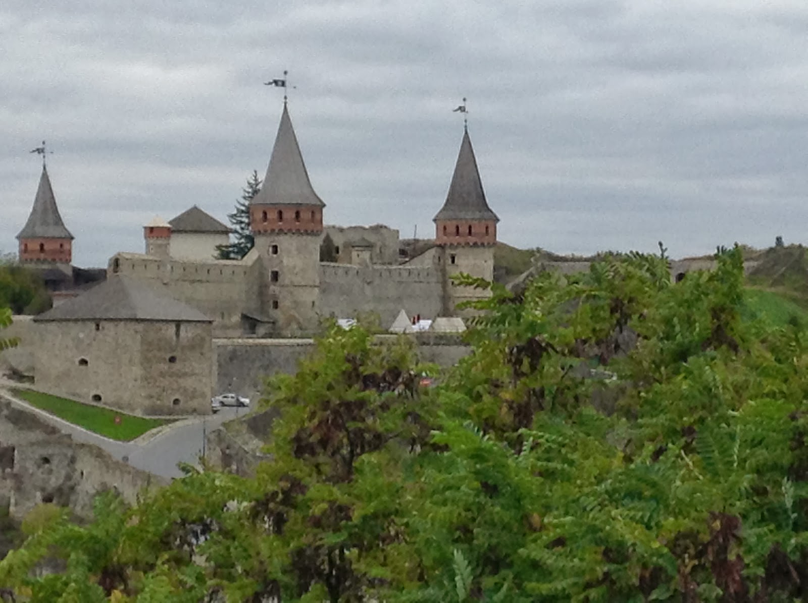 Meandering to Moldova: Castle in Kamyanets