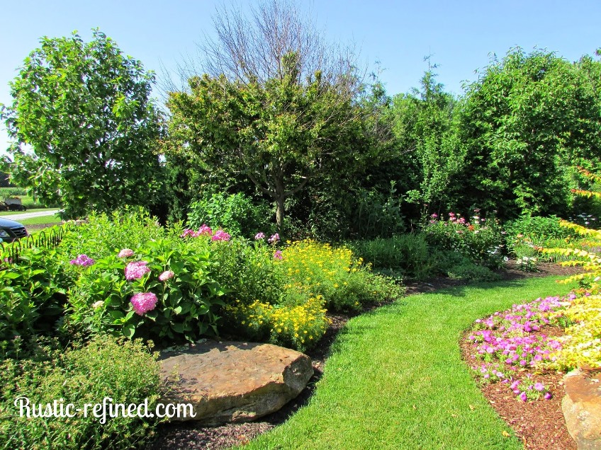 Gardens on an Indiana Prairie | Rustic & Refined