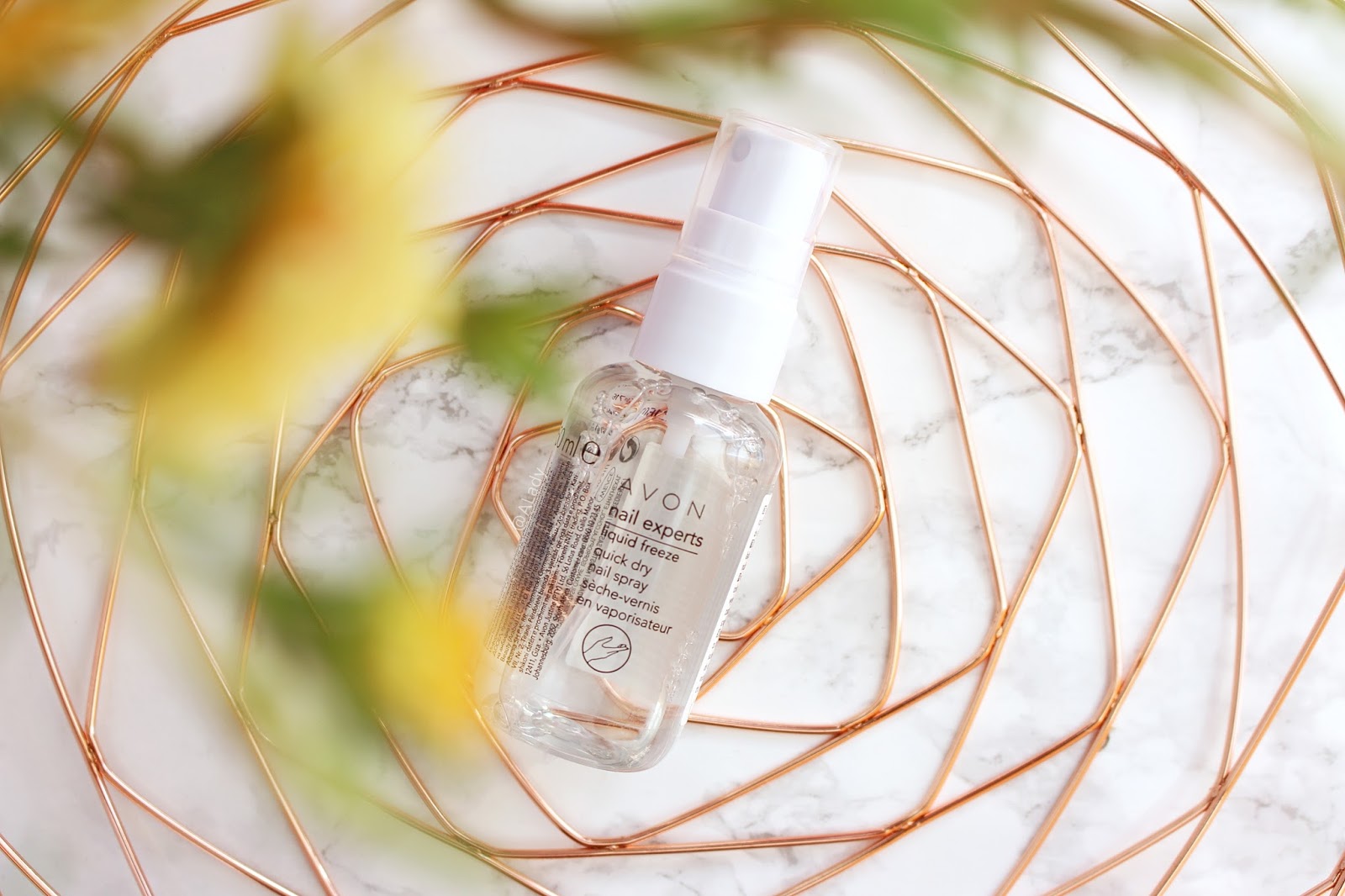 AVON nail expert - Liquid Freeze sprej za brzo sušenje laka - A Lady ...