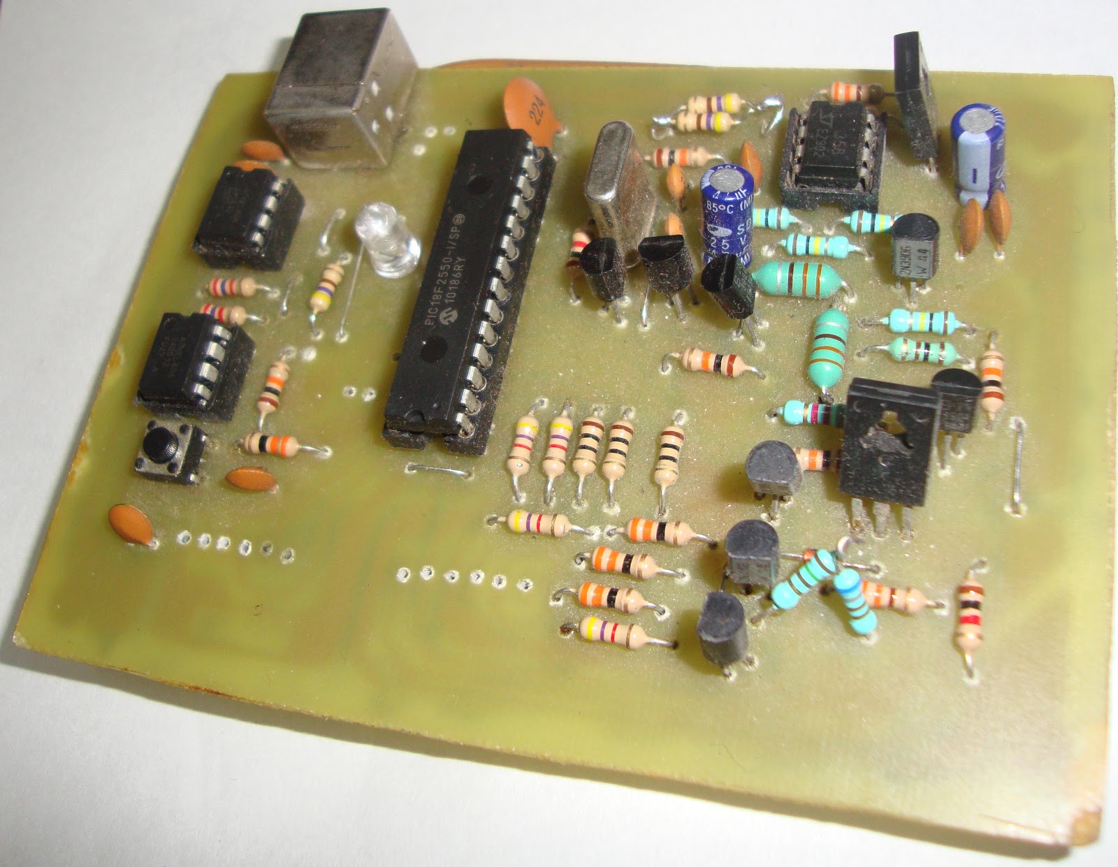 Embedded Engineering : Pickit 2 clone The Universal Microchip PIC ...