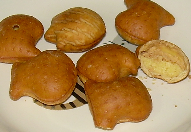 Japanese Snack Reviews: Chestnut Pucca