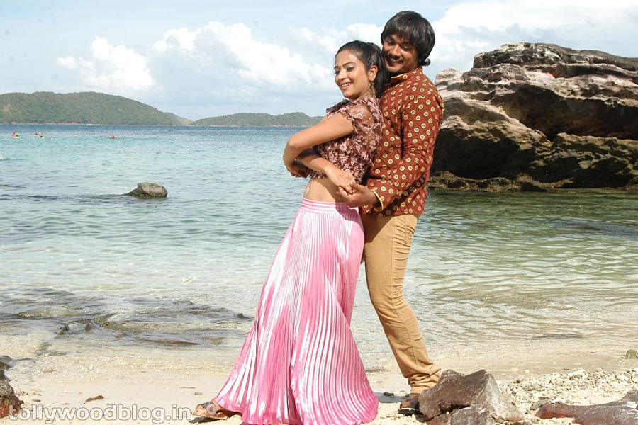 Babloo Movie Photo Stills Monotej Aditi Sharma