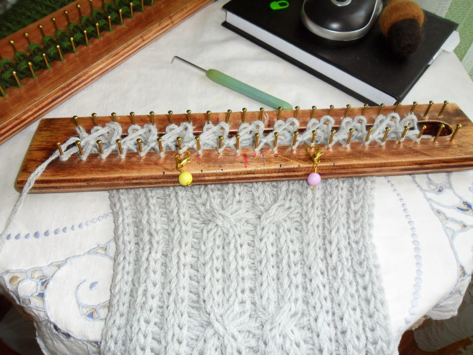 Telares maya La Oveja Mari: LA BUFANDA CON 8 DE ROSABEL