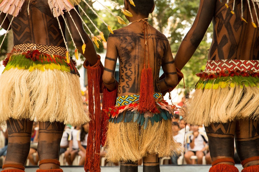 Curiosidades Sobre O Povo Karajá - LIBRAIN