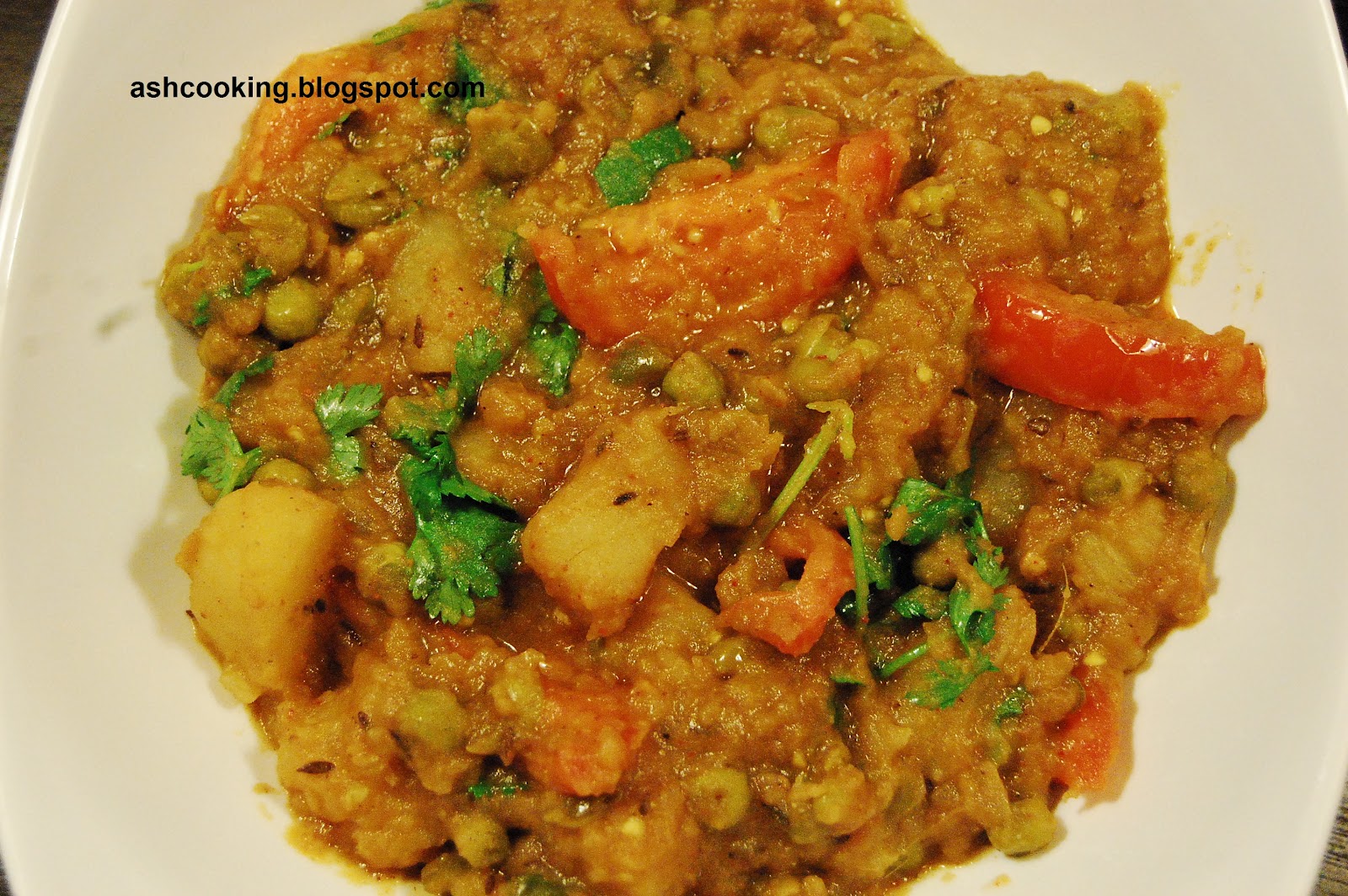 My Cookbook: Aloo Muttor Masala Curry