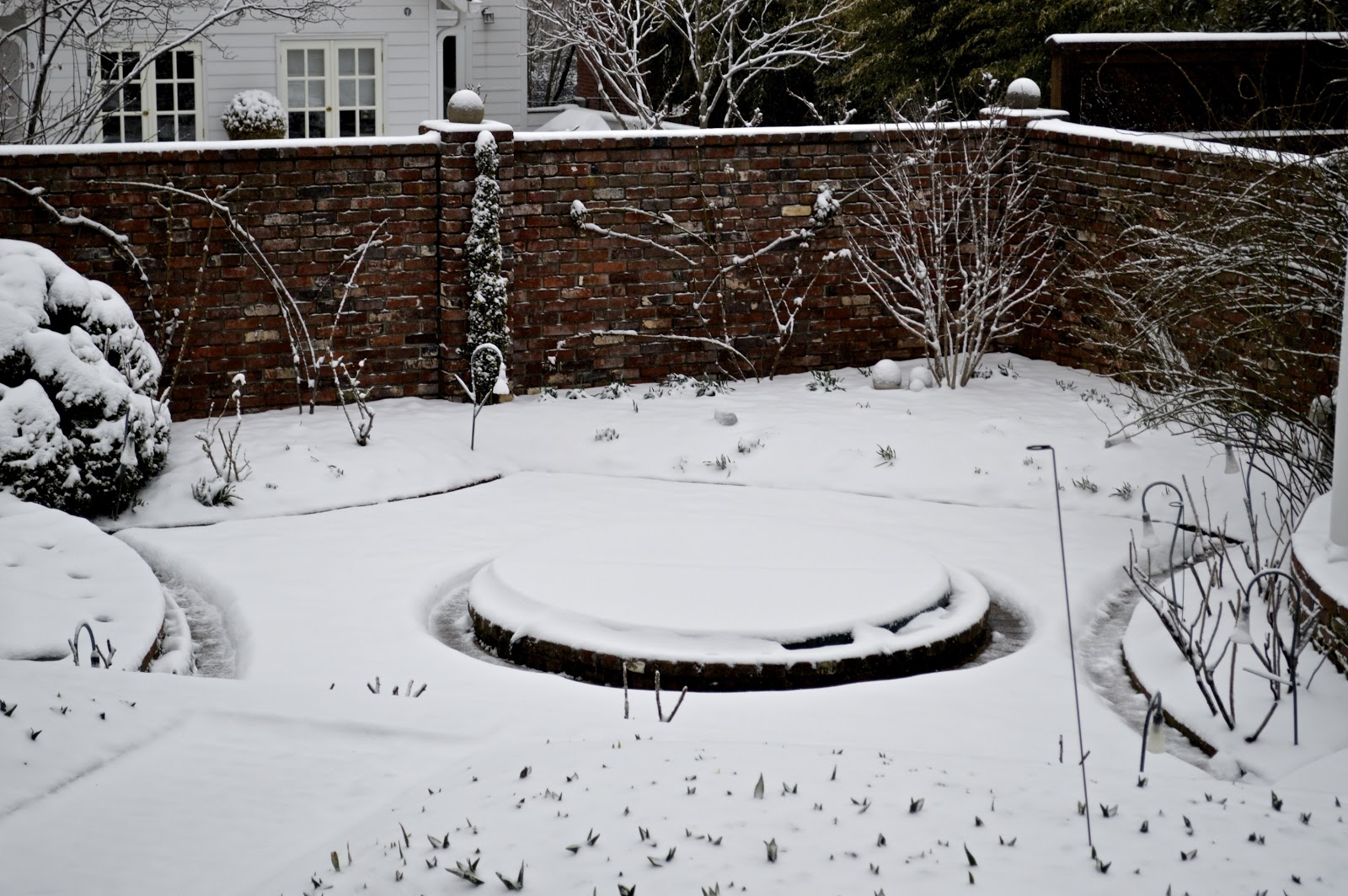 Pix of the day: Cold outside, warm inside