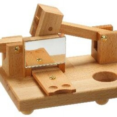 Modern Snuff Blog: Strange Snuff Machines