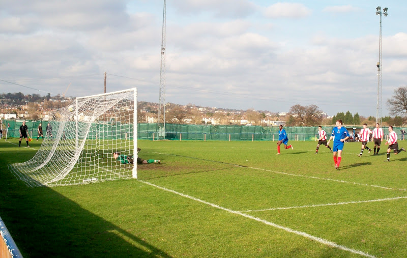 Football Grounds visited by Richard Bysouth: Raynes Park Vale FC