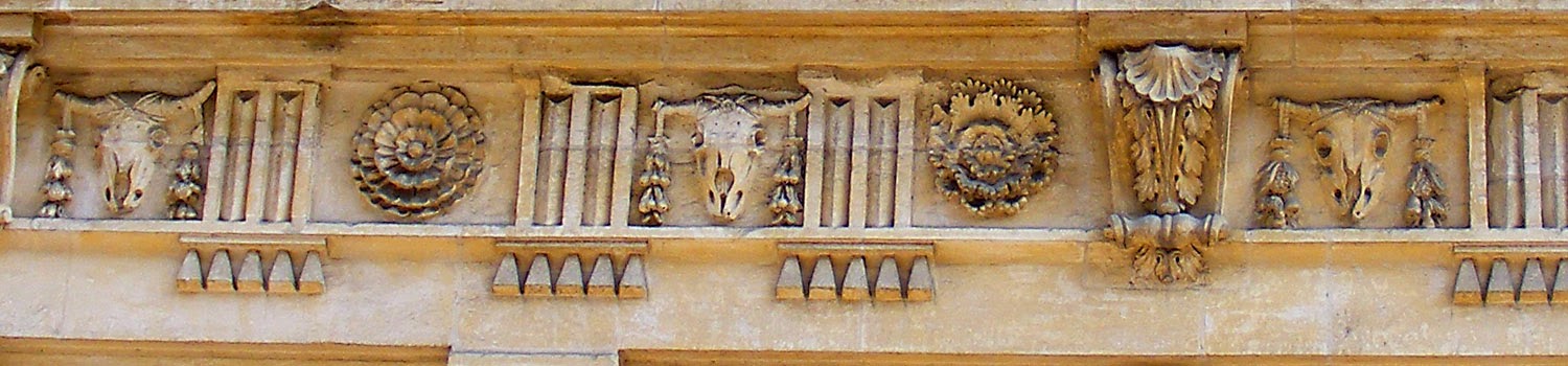 Days on the Claise: Bucrania