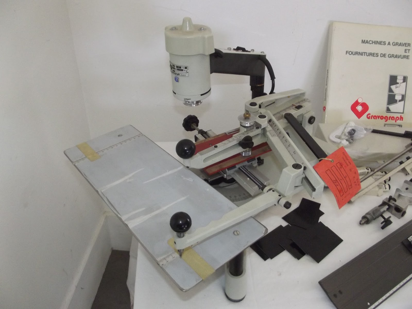 Machine à Graver GRAVOGRAPHE IM3 Accessoires gravure plaque