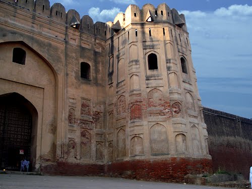 Akbari Gate Lahore Photos - Pakistan in Photos