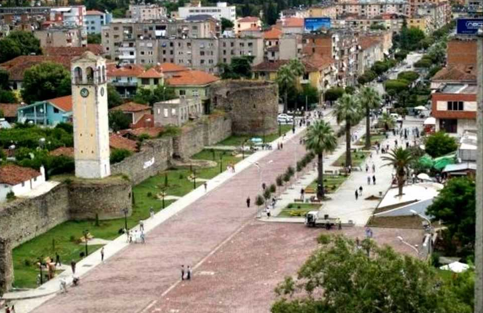 Qarku i Elbasanit (Qyteti i Elbasanit, Qyteti i Peqinit) - Shqipëria ...