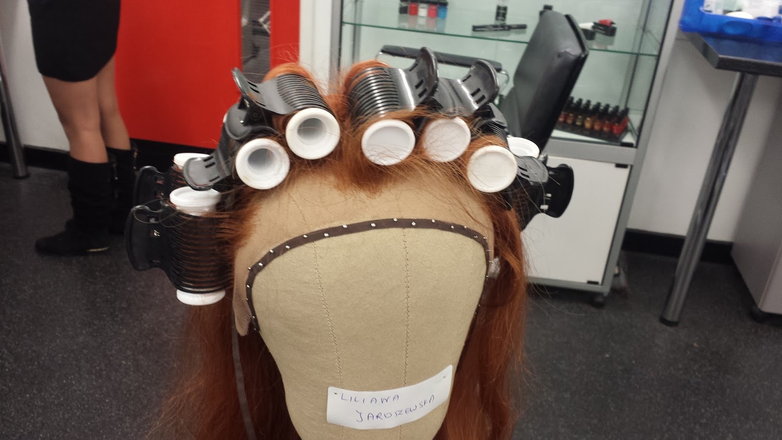 Wig Wonderland: Roller work (using heated rollers/directional setting ...