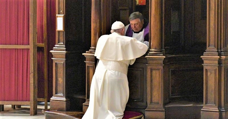Pope Francis Celebrates 24-hour Confession "Let us start over, then ...