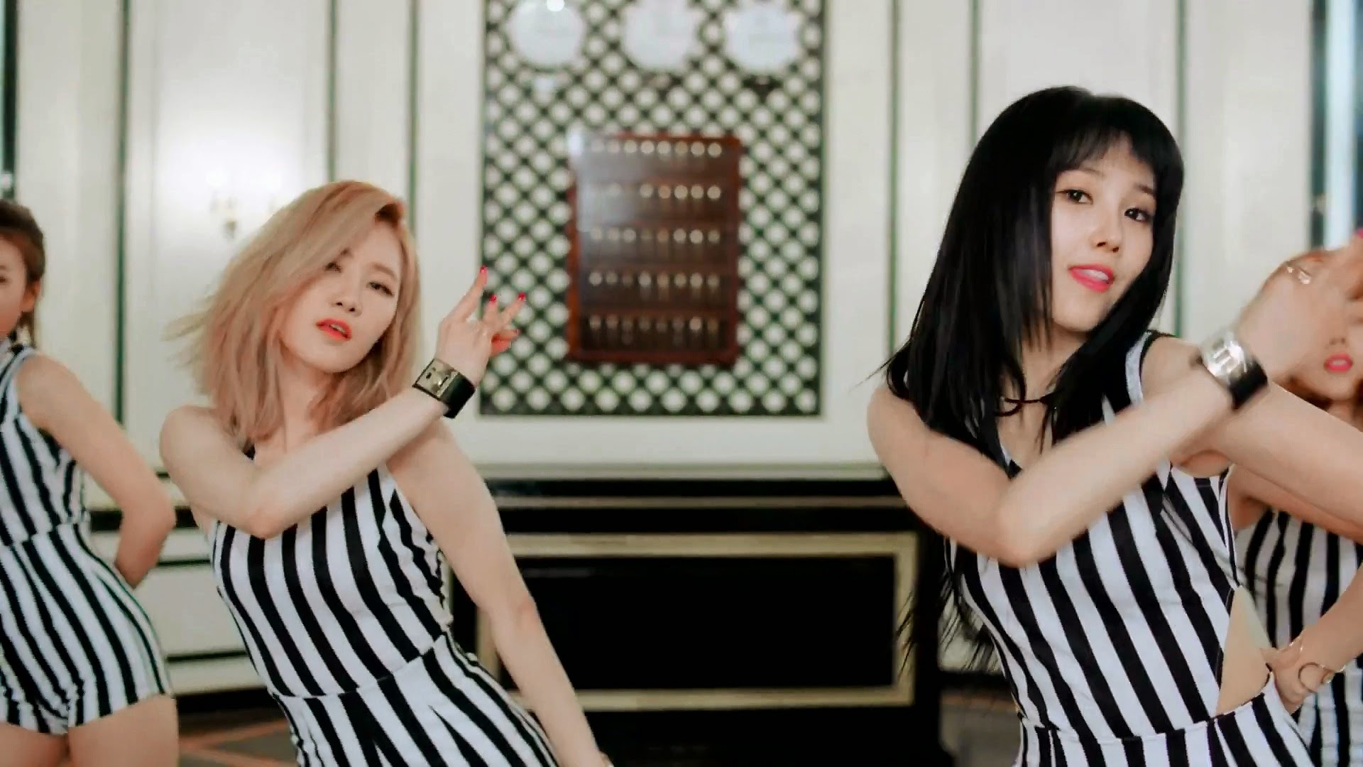 Fiestar: One More MV και who-is-who | I say myeolchi // k-pop in greek