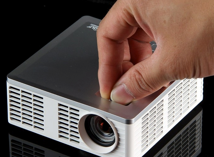 ProjectorLumens: MINI Projector testing of 3M MP410
