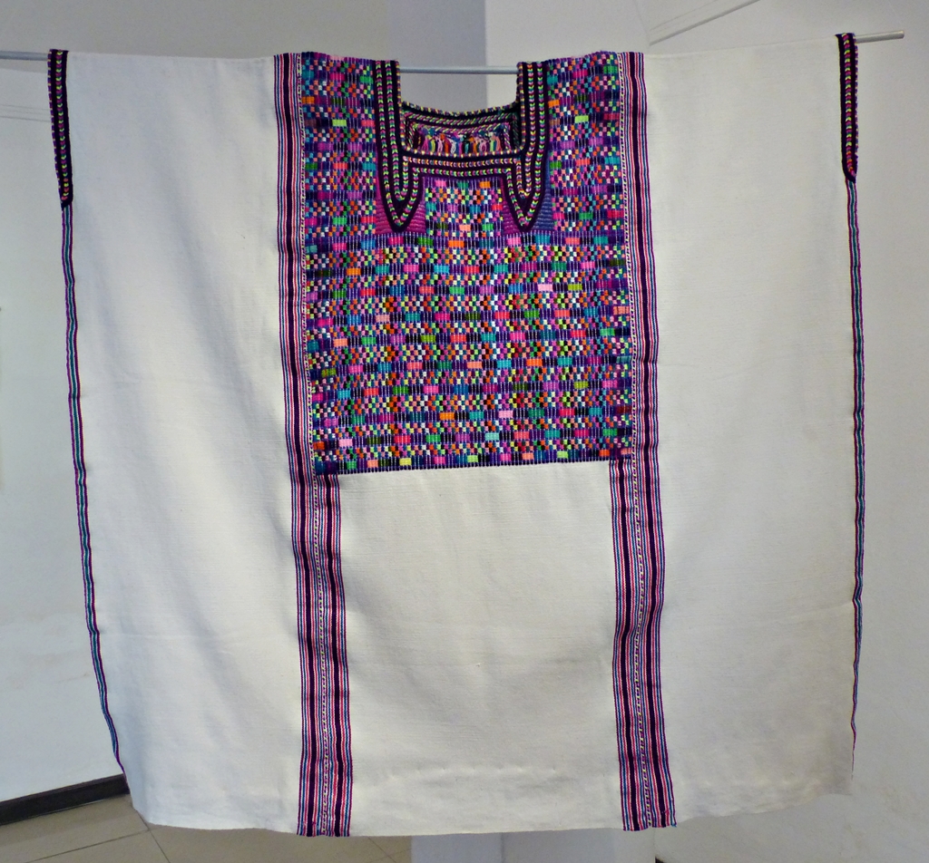 Local style: Huipil, the artwork in everyday use
