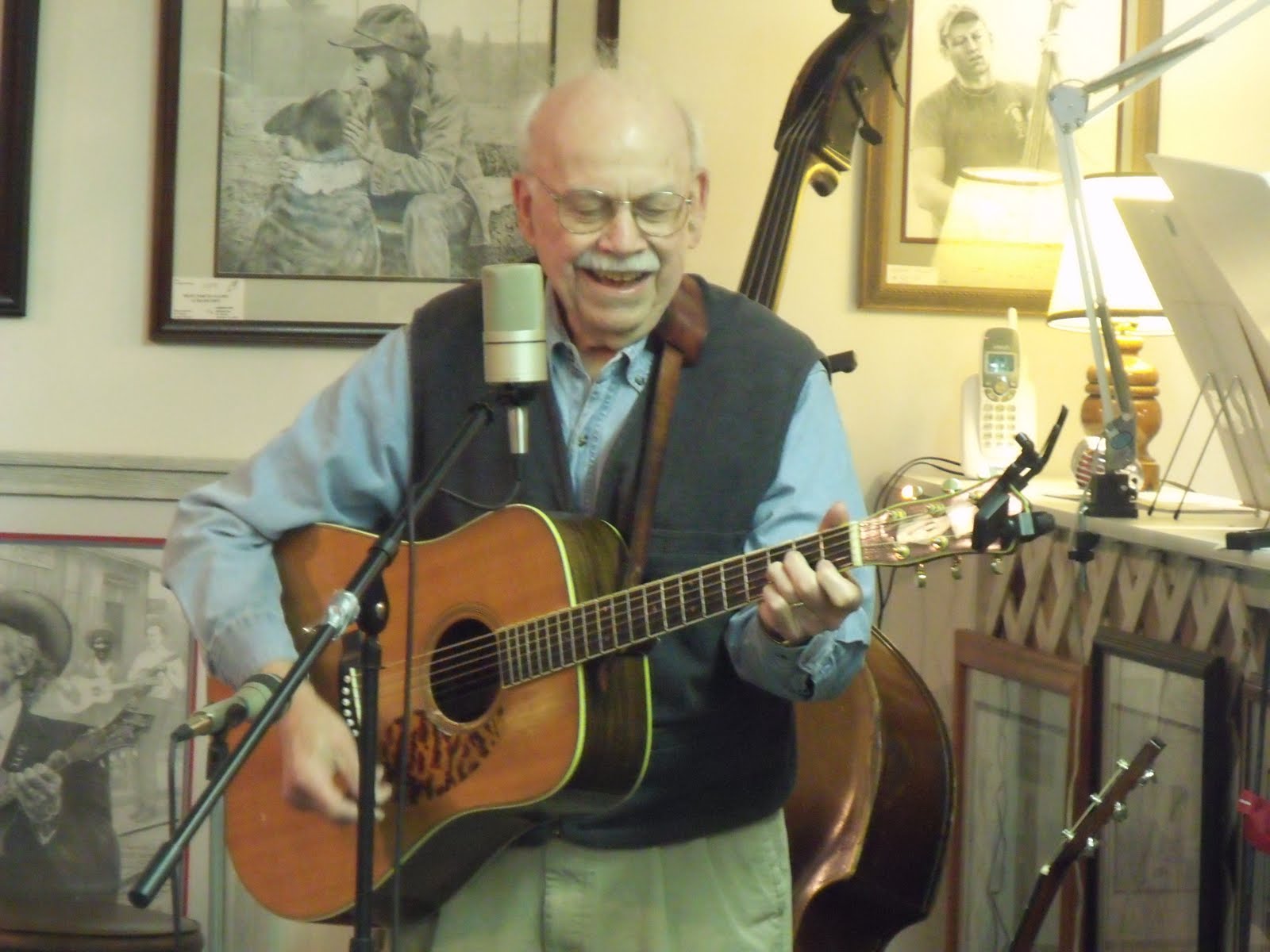 WATERFALL ROAD: JEANETTE AND JOHNNY WILLIAMS BLUEGRASS