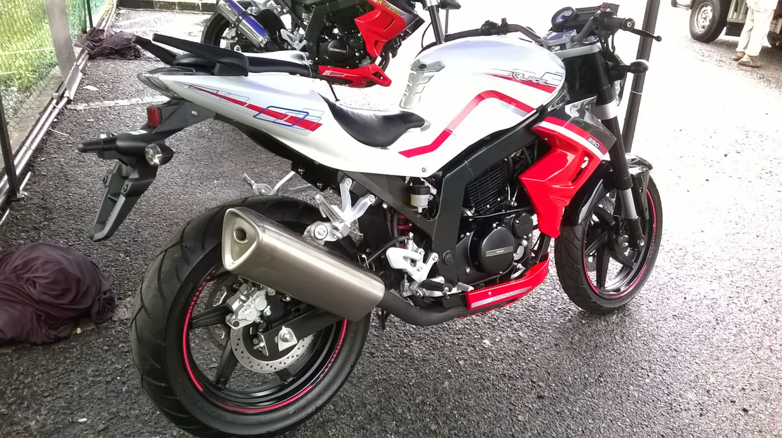 Naza Blade 250 Naked SE (Special Edition)