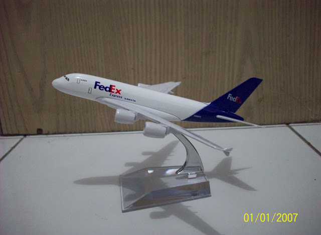 Diecast Miniatur Pesawat Fedex N380FE | DIECAST MINIATUR PESAWAT