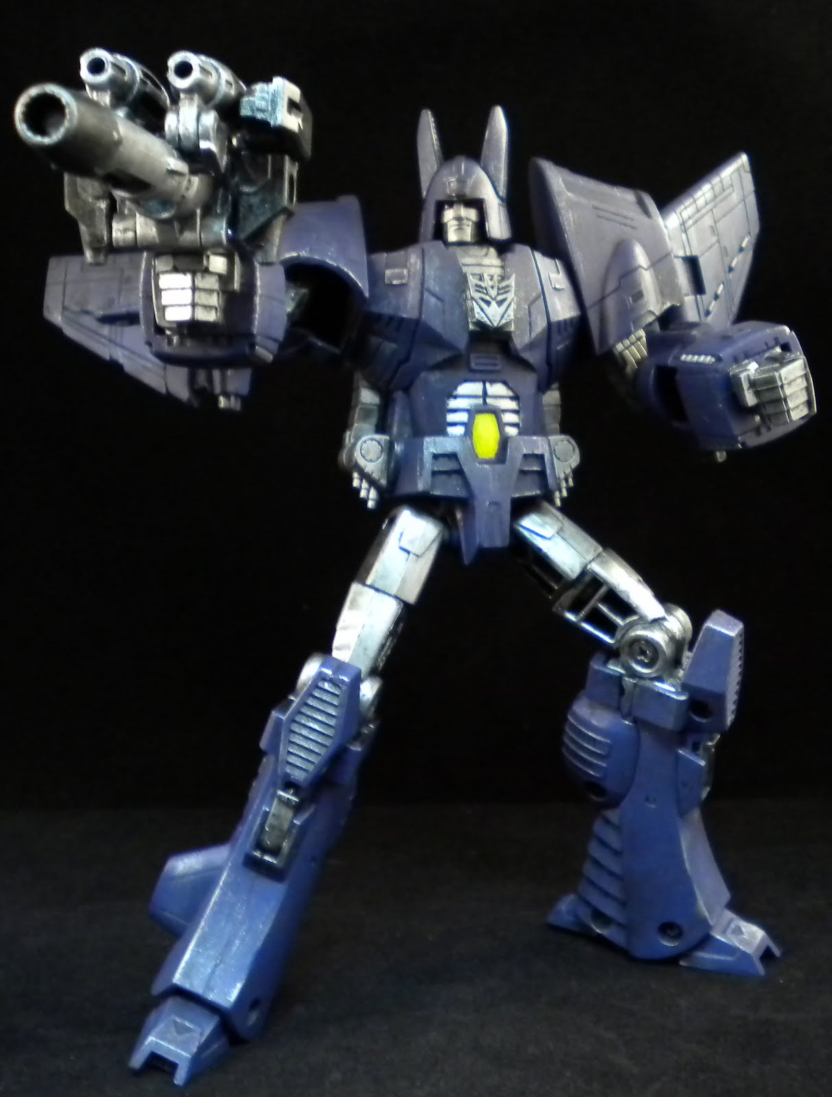 Transformers custom painted Cyclonus and Nightstick - HissTank.com