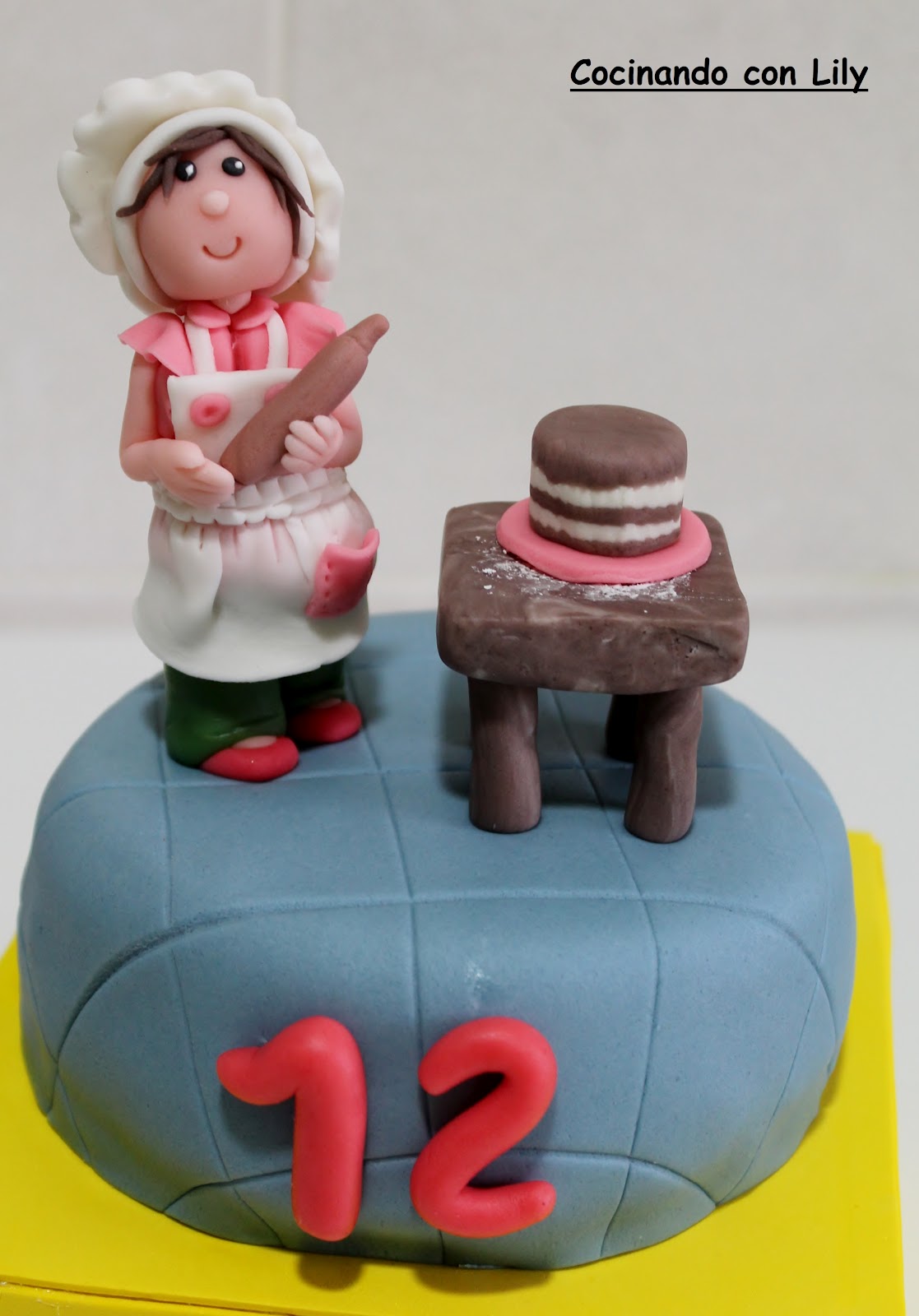 Lily's Fondant Cakes: Tarta Para Una Repostera