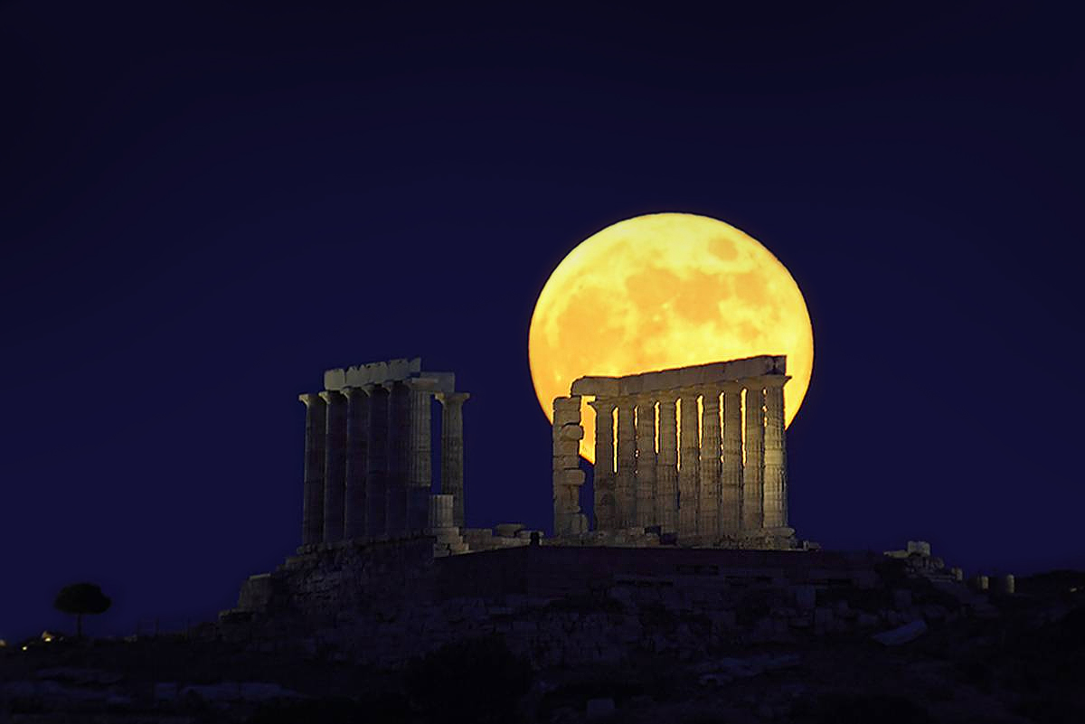 ΔΙΑΛΟΓΙΣΜΟΥ ΑΝΑΖΗΤΗΣΗ: Η ΣΕΛΗΝΗ ΘΕΑ ΤΟΥ ΦΕΓΓΑΡΙΟΥ.