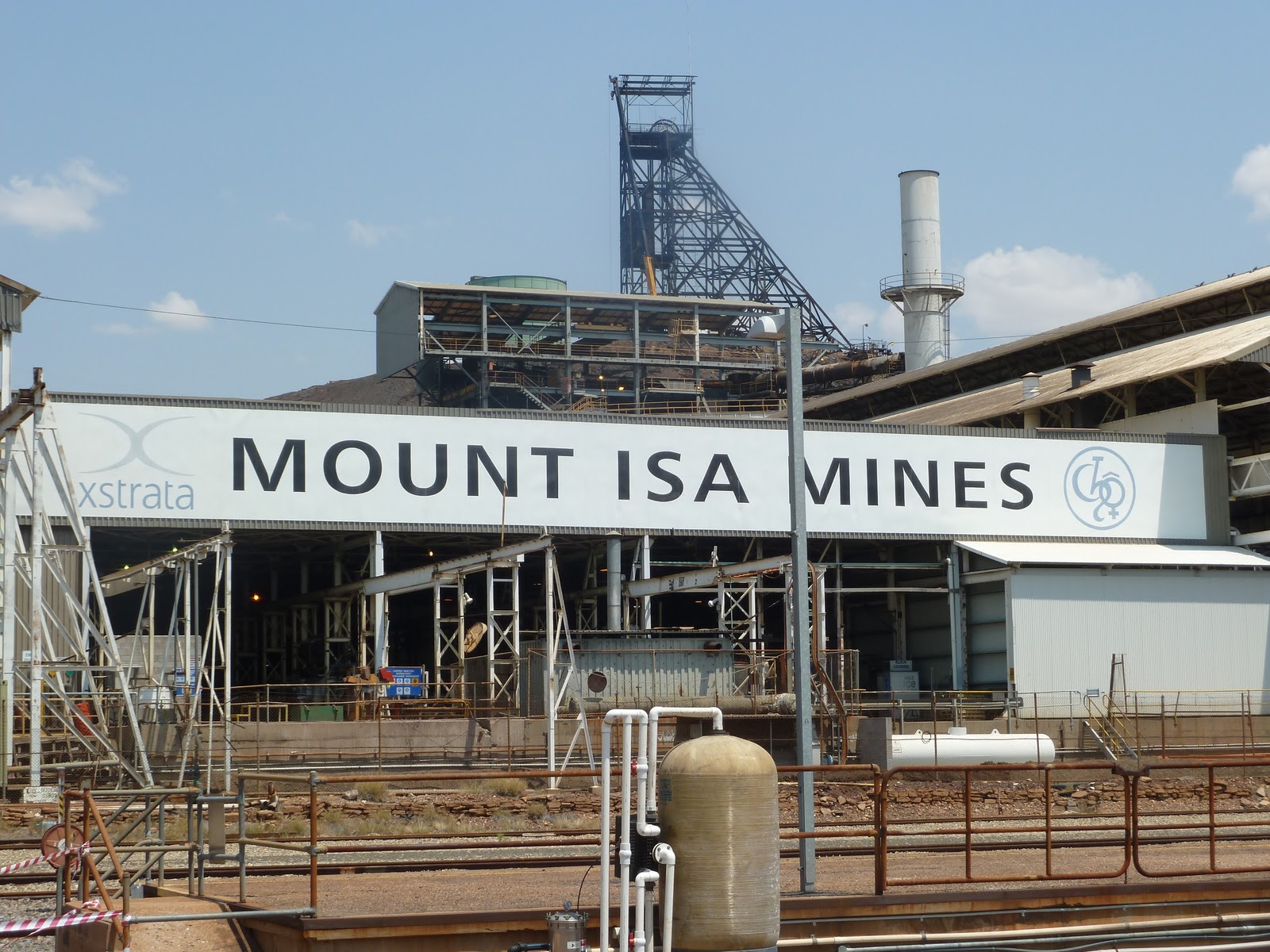 Travel all over the Countryside with the Bakers: Tennant Creek to Mt Isa