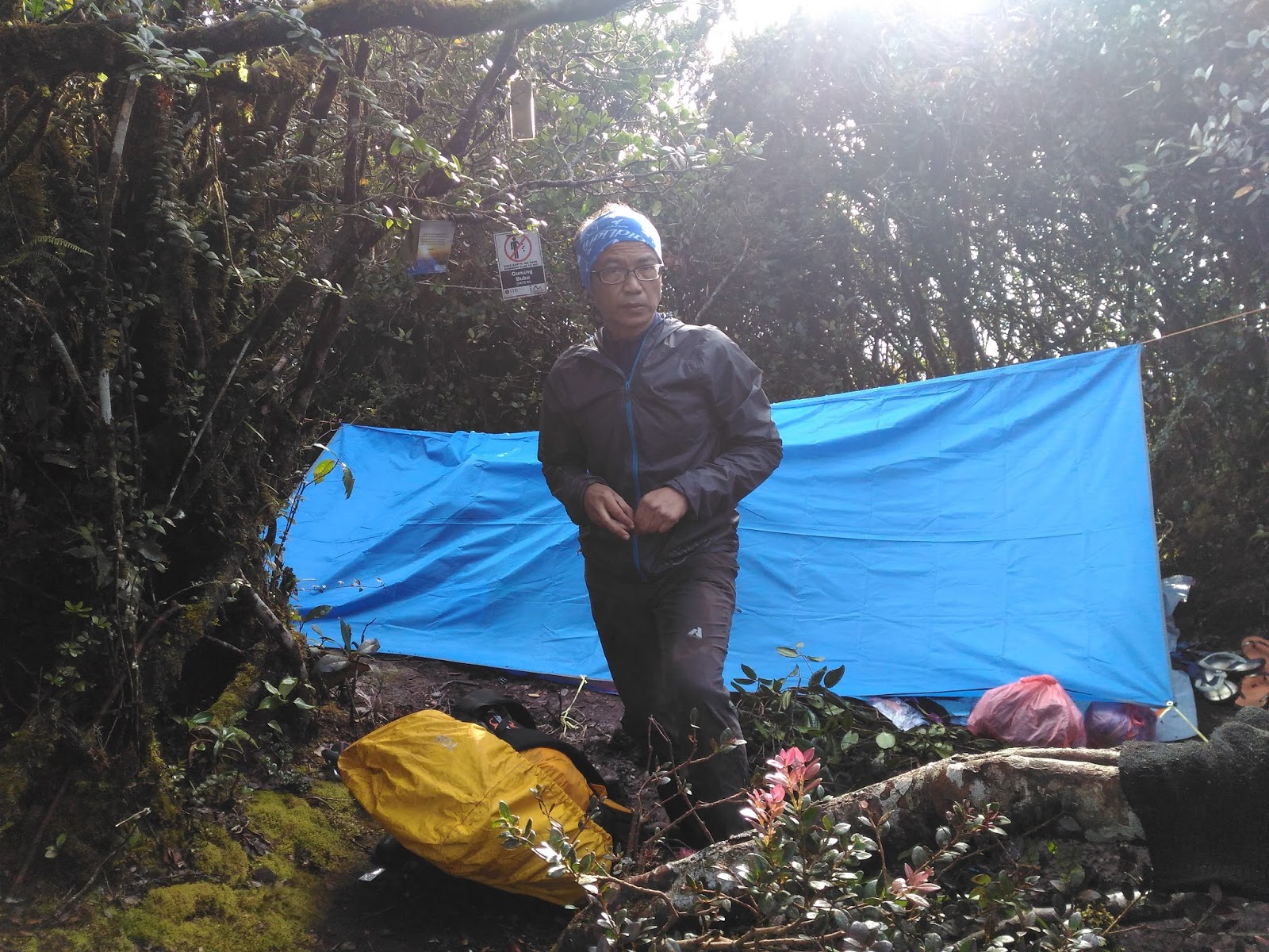 R U N N I N G: Yong Yap, Bubu & Tok Nenek (YYBTN)