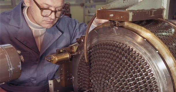 Tamerlane's Thoughts: Machining a space shuttle main engine injector in ...