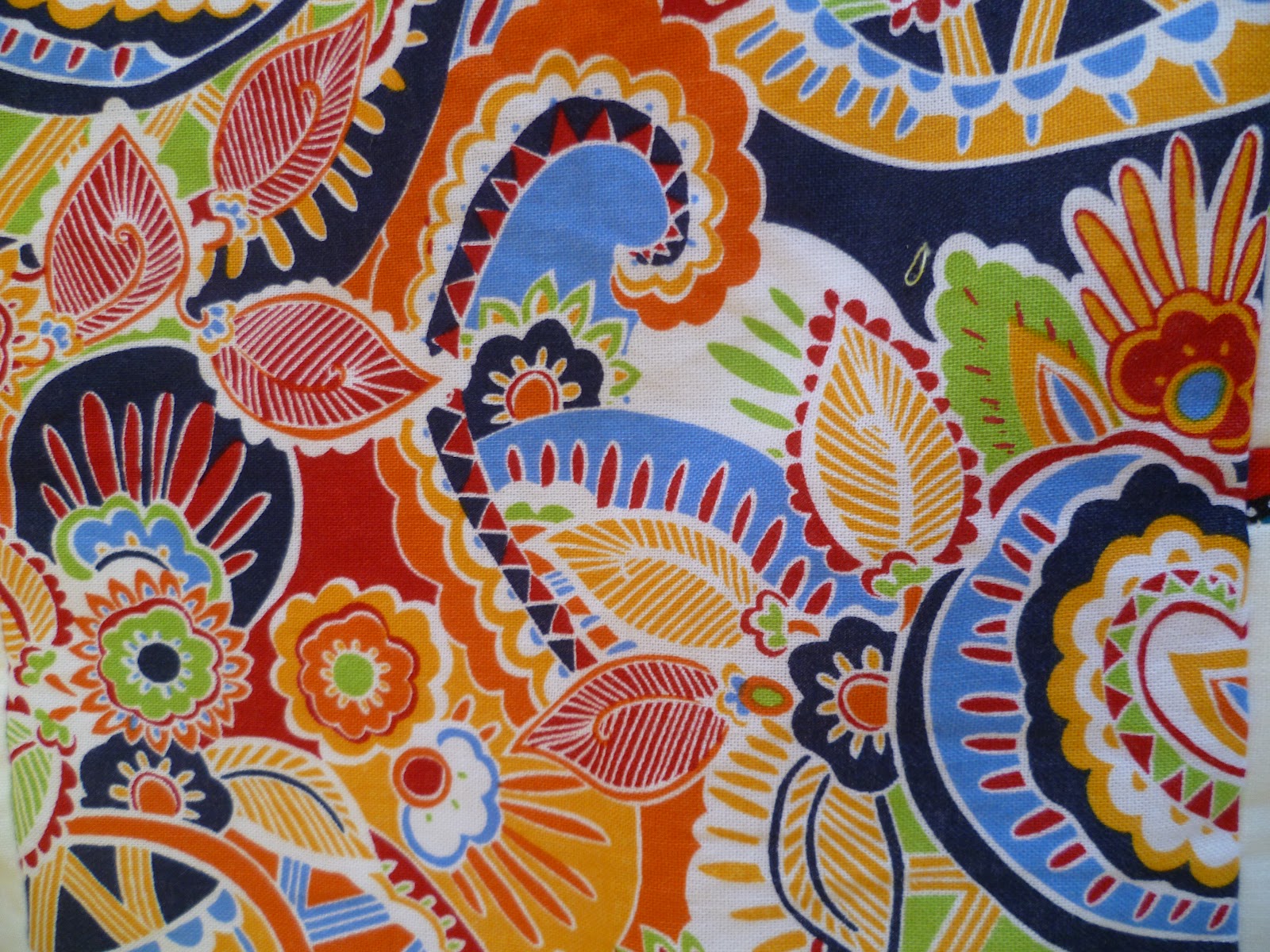 Layer Upon Layer: Cot quilt - modern quilting style