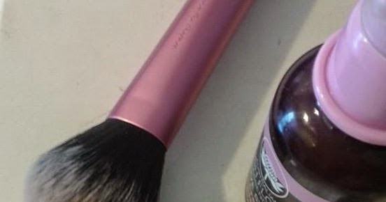 Naturalmente Lalla: Come creare la cipria colorata in casa