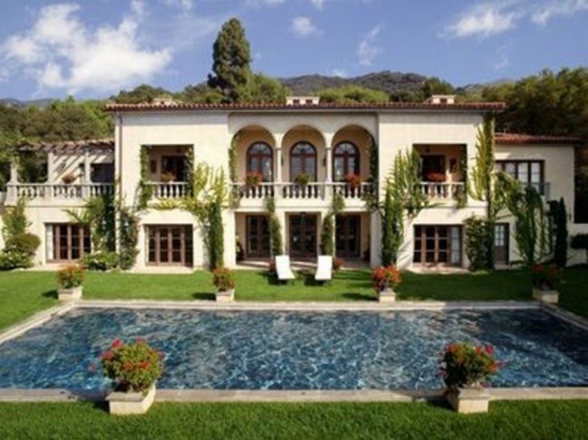 4 Bentuk Model Rumah Italia Yang Modern - Model Rumah