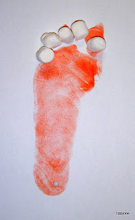 Tippytoe Crafts: Marshmallow Toes