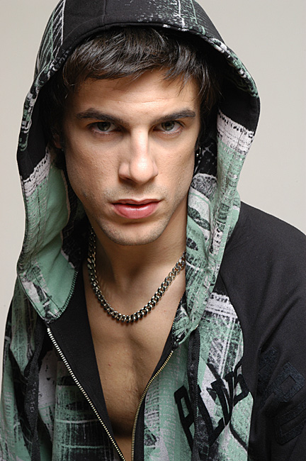 Biografía de Alejo Sauras | todo artista todo noticias todo articulos