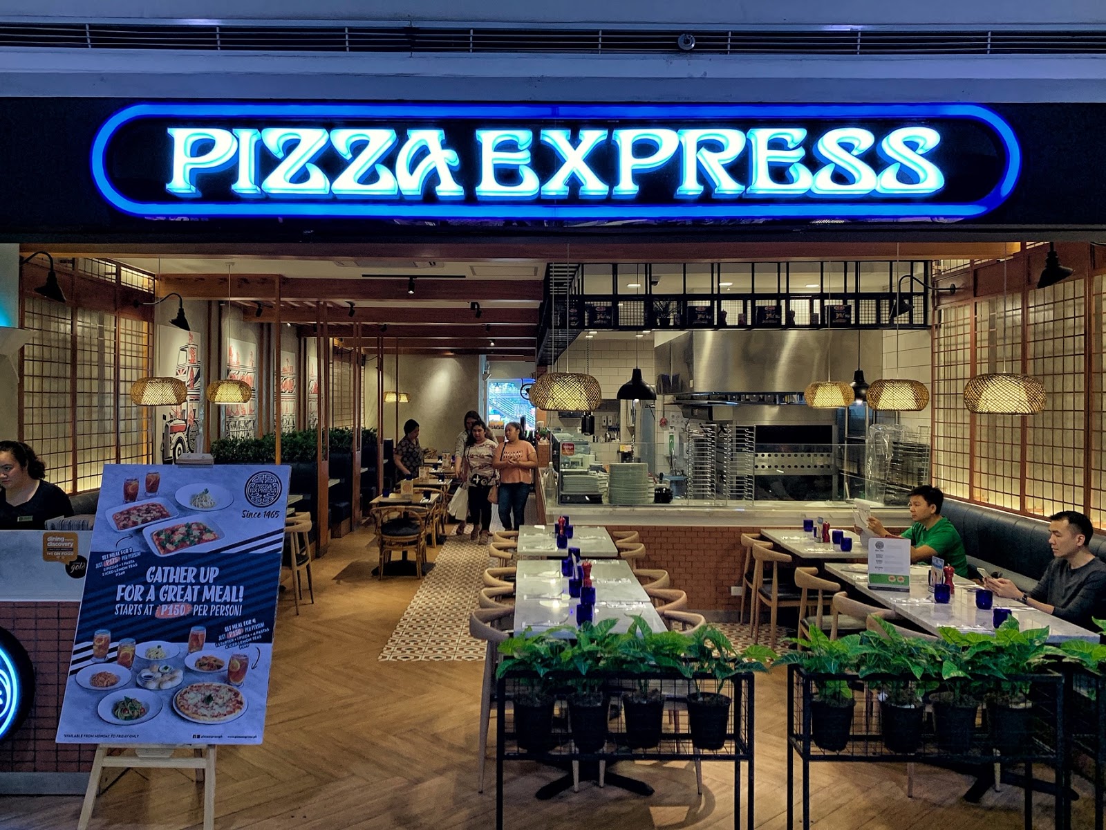 What Mary Loves: PizzaExpress Launches International Flavors