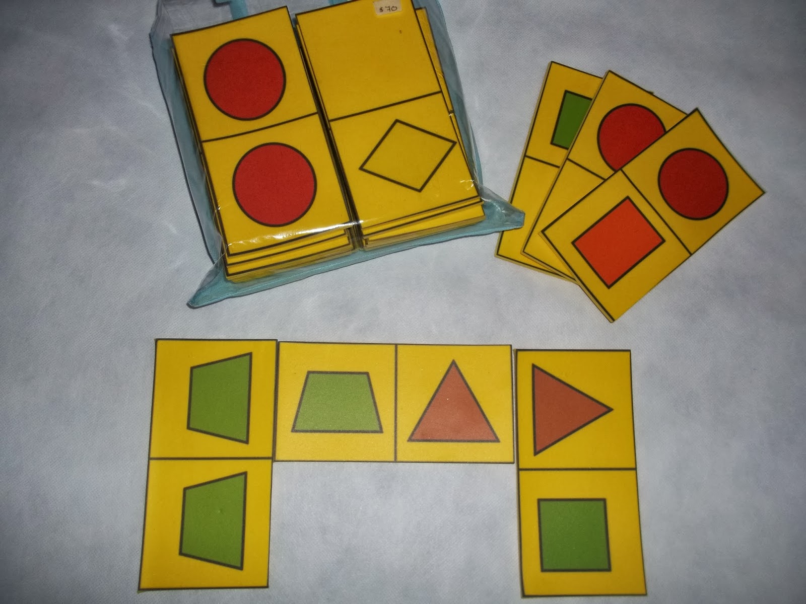 Material Didáctico: Dominó de figuras geométricas