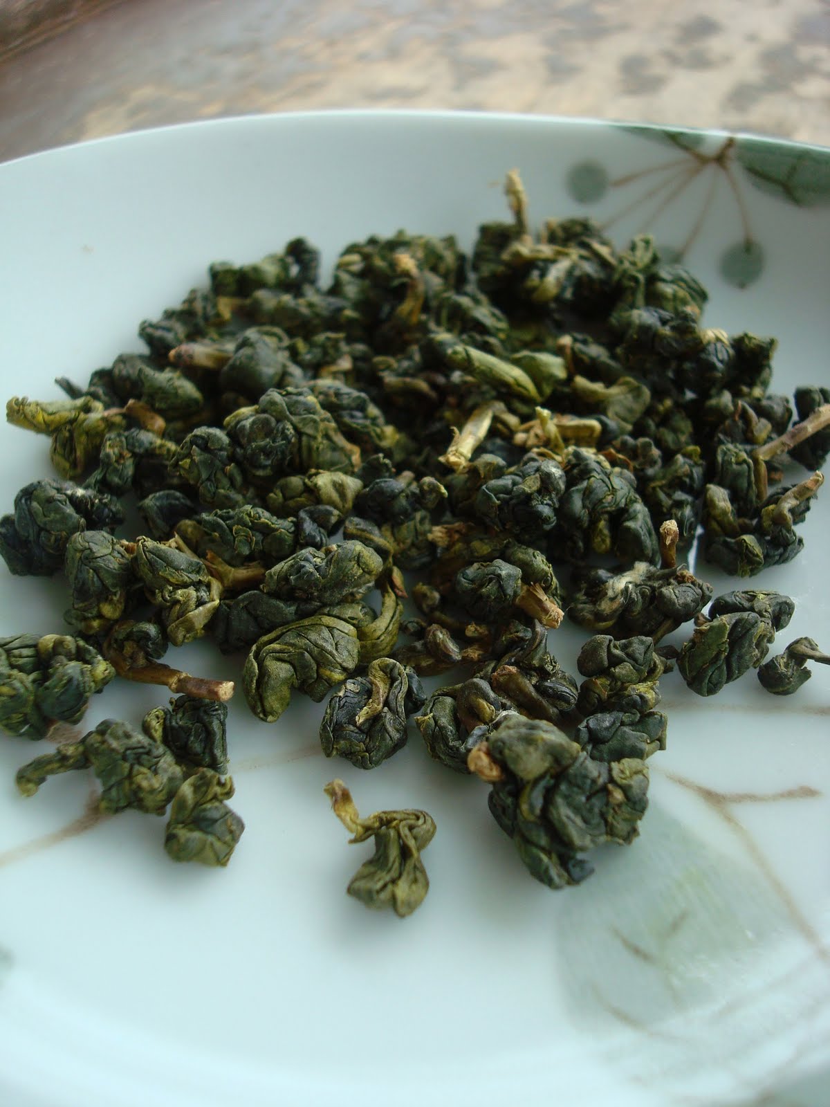 Black Dragon Tea Bar: Organic Winter Shibi Oolong tea